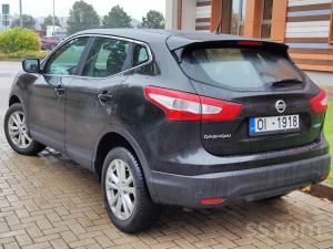 Melns Nissan Qashqai 2014 Rīga, ar dzinēja tilpumu 1.60 L un nobraukumu 217 tūkst. km par 8590 €, foto 5 vietnē AUTOMOTO.COM.LV
