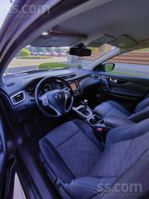 Melns Nissan Qashqai 2014 Rīga, ar dzinēja tilpumu 1.60 L un nobraukumu 217 tūkst. km par 8590 €, foto 12 vietnē AUTOMOTO.COM.LV