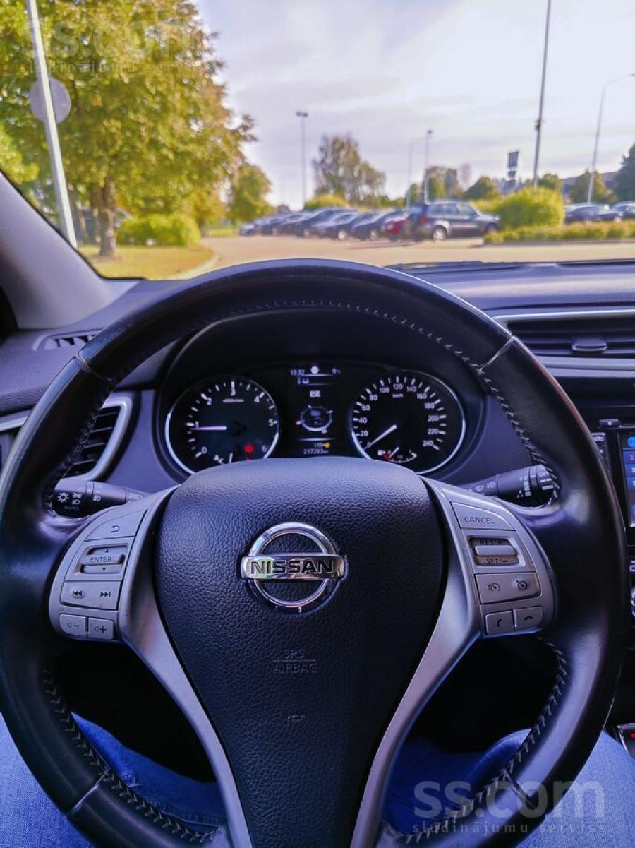 Melns Nissan Qashqai 2014 Rīga, ar dzinēja tilpumu 1.60 L un nobraukumu 217 tūkst. km par 8590 €, foto 18 vietnē AUTOMOTO.COM.LV