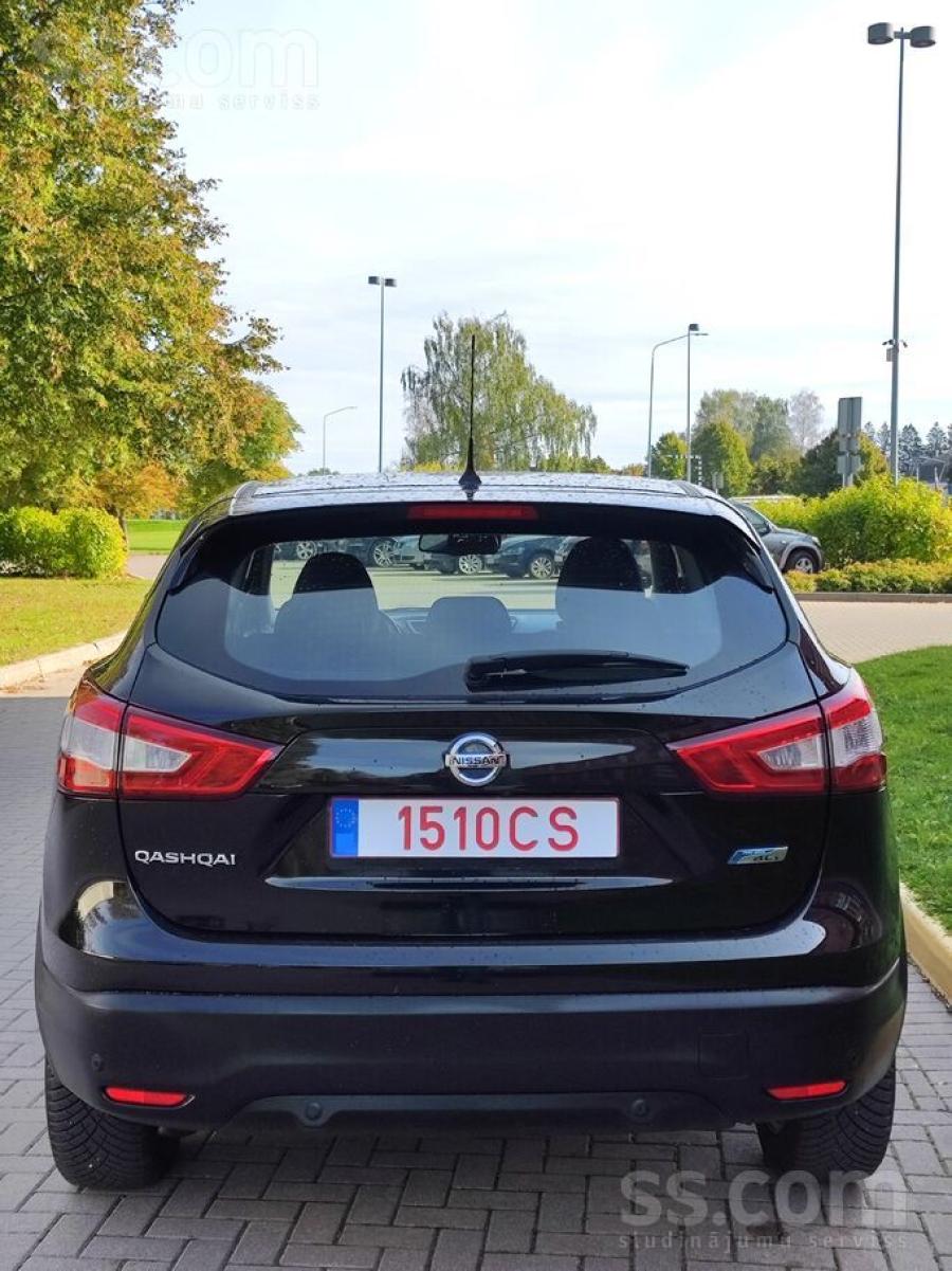 Melns Nissan Qashqai 2014 Rīga, ar dzinēja tilpumu 1.60 L un nobraukumu 217 tūkst. km par 8590 €, foto 26 vietnē AUTOMOTO.COM.LV