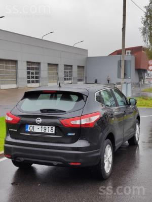 Melns Nissan Qashqai 2014 Rīga, ar dzinēja tilpumu 1.60 L un nobraukumu 217 tūkst. km par 8590 €, foto 36 vietnē AUTOMOTO.COM.LV