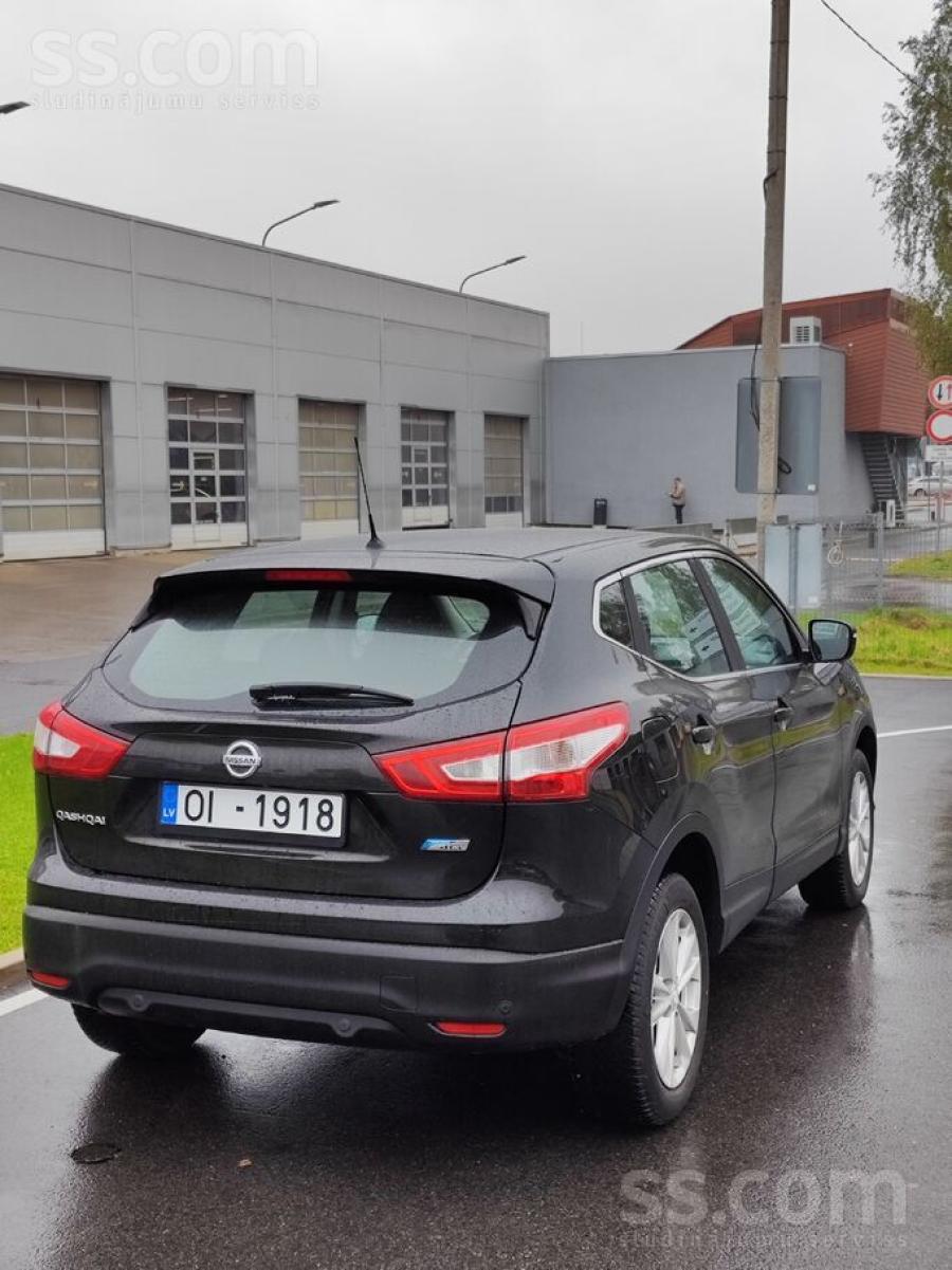 Melns Nissan Qashqai 2014 Rīga, ar dzinēja tilpumu 1.60 L un nobraukumu 217 tūkst. km par 8590 €, foto 36 vietnē AUTOMOTO.COM.LV