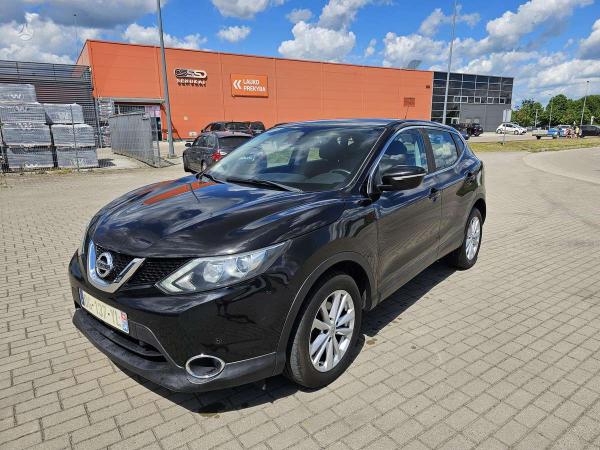 Black Nissan Qashqai 2014 in Taurage, with an engine capacity of 1.60 L and mileage of 265 thousand km for 7800 €, photo 2 on AUTOMOTO.COM.LV