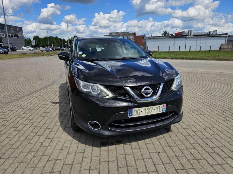 Melns Nissan Qashqai 2014 Tauragė, ar dzinēja tilpumu 1.60 L un nobraukumu 265 tūkst. km par 7800 €, foto 6 vietnē AUTOMOTO.COM.LV
