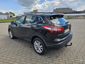 Melns Nissan Qashqai 2014 Tauragė, ar dzinēja tilpumu 1.60 L un nobraukumu 265 tūkst. km par 7800 €, foto 10 vietnē AUTOMOTO.COM.LV