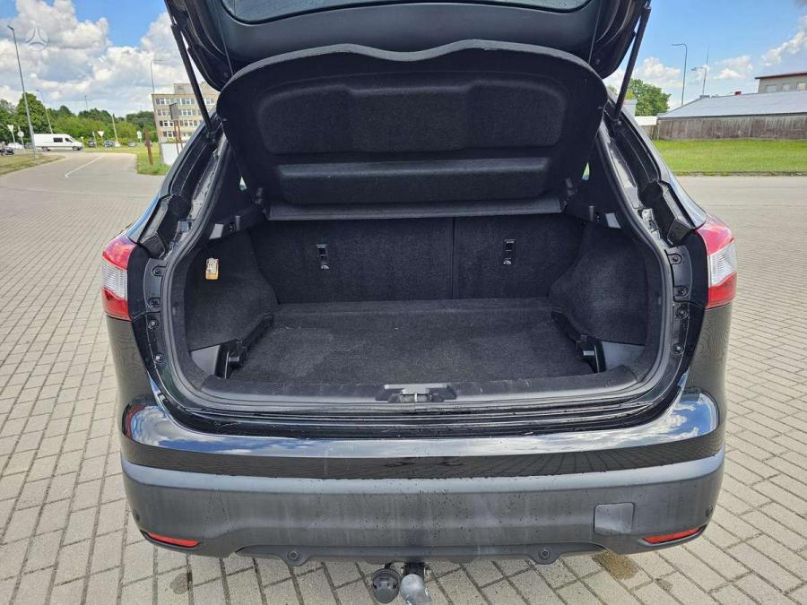 Melns Nissan Qashqai 2014 Tauragė, ar dzinēja tilpumu 1.60 L un nobraukumu 265 tūkst. km par 7800 €, foto 14 vietnē AUTOMOTO.COM.LV