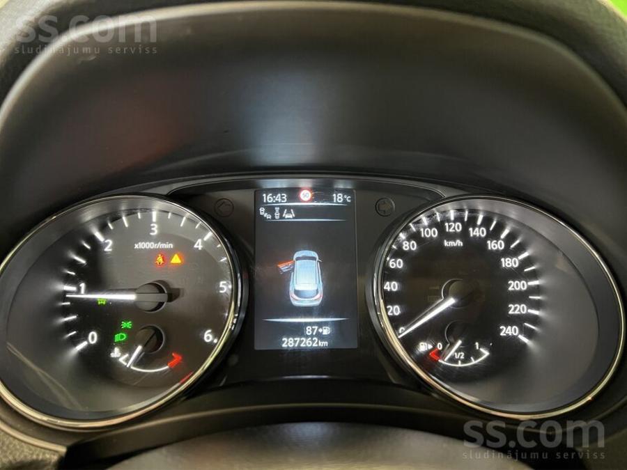 Melns Nissan Qashqai 2014 Rīga, ar dzinēja tilpumu 1.60 L un nobraukumu 287 tūkst. km par 7990 €, foto 12 vietnē AUTOMOTO.COM.LV