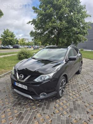 Black Nissan Qashqai 2014 in Riga, with an engine capacity of 1.20 L and mileage of 126 thousand km for 7500 €, photo  on AUTOMOTO.COM.LV