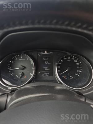 Black Nissan Qashqai 2014 in Riga, with an engine capacity of 1.20 L and mileage of 126 thousand km for 7500 €, photo 8 on AUTOMOTO.COM.LV