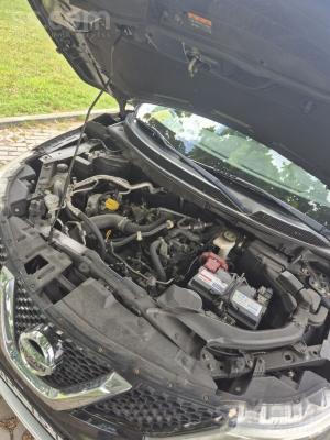 Black Nissan Qashqai 2014 in Riga, with an engine capacity of 1.20 L and mileage of 126 thousand km for 7500 €, photo 10 on AUTOMOTO.COM.LV