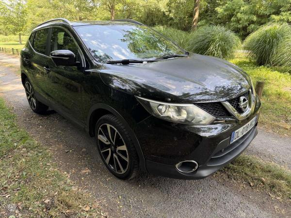 Melns Nissan Qashqai 2014 Tauragė, ar dzinēja tilpumu 1.46 L un nobraukumu 244 tūkst. km par 7300 €, foto 4 vietnē AUTOMOTO.COM.LV
