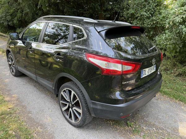 Melns Nissan Qashqai 2014 Tauragė, ar dzinēja tilpumu 1.46 L un nobraukumu 244 tūkst. km par 7300 €, foto 8 vietnē AUTOMOTO.COM.LV