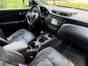 Melns Nissan Qashqai 2014 Tauragė, ar dzinēja tilpumu 1.46 L un nobraukumu 244 tūkst. km par 7300 €, foto 14 vietnē AUTOMOTO.COM.LV