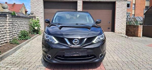 Melns Nissan Qashqai 2014 Marijampole, ar dzinēja tilpumu 1.46 L un nobraukumu 185 tūkst. km par 8290 €, foto 2 vietnē AUTOMOTO.COM.LV