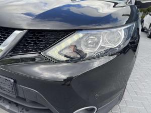 Black Nissan Qashqai 2014 in Telschi, with an engine capacity of 1.20 L and mileage of 242 thousand km for 7499 €, photo 12 on AUTOMOTO.COM.LV