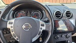 Black Nissan Qashqai 2014 in Salcininkai, with an engine capacity of 1.60 L and mileage of 231 thousand km for 5500 €, photo 14 on AUTOMOTO.COM.LV