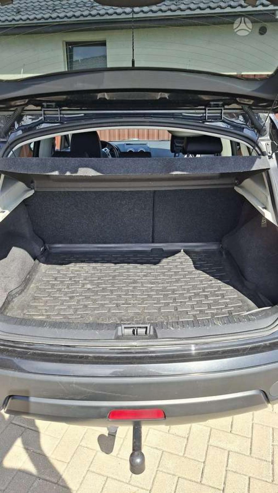 Black Nissan Qashqai 2014 in Salcininkai, with an engine capacity of 1.60 L and mileage of 231 thousand km for 5500 €, photo 16 on AUTOMOTO.COM.LV
