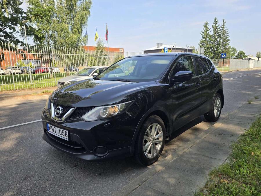 Melns Nissan Qashqai 2014 Viļņa, ar dzinēja tilpumu 1.20 L un nobraukumu 149 tūkst. km par 8200 €, foto 1 vietnē AUTOMOTO.COM.LV