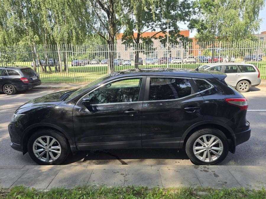 Melns Nissan Qashqai 2014 Viļņa, ar dzinēja tilpumu 1.20 L un nobraukumu 149 tūkst. km par 8200 €, foto 9 vietnē AUTOMOTO.COM.LV