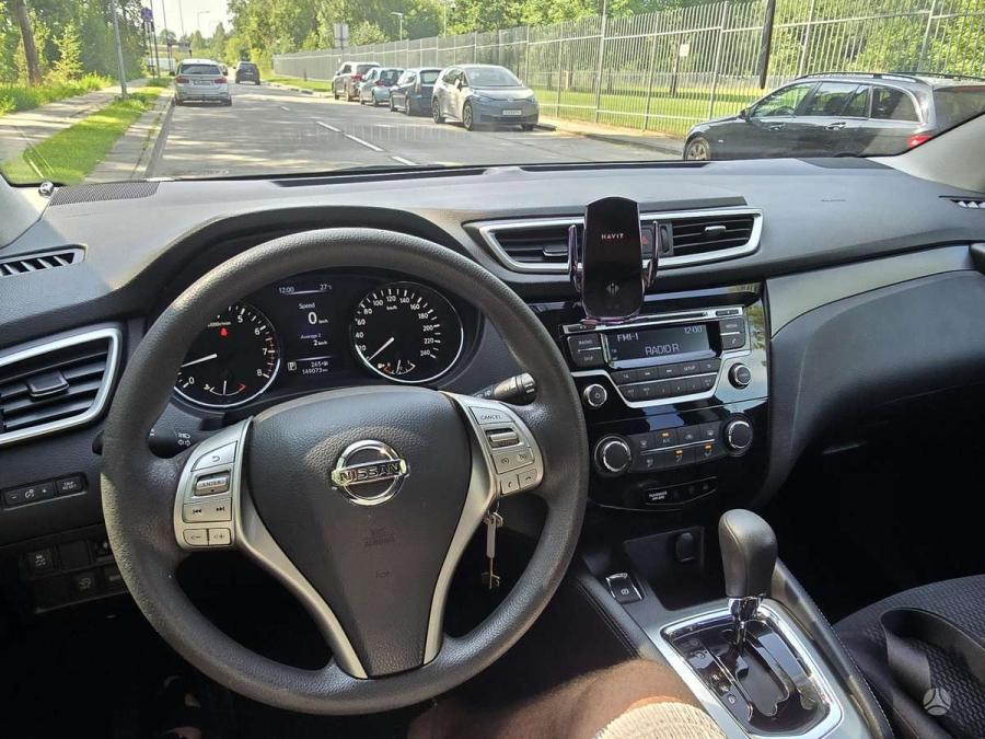 Melns Nissan Qashqai 2014 Viļņa, ar dzinēja tilpumu 1.20 L un nobraukumu 149 tūkst. km par 8200 €, foto 11 vietnē AUTOMOTO.COM.LV