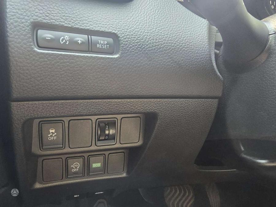 Melns Nissan Qashqai 2014 Viļņa, ar dzinēja tilpumu 1.20 L un nobraukumu 149 tūkst. km par 8200 €, foto 14 vietnē AUTOMOTO.COM.LV