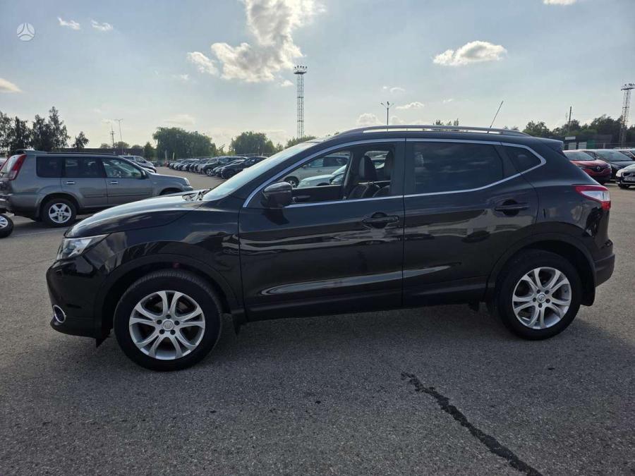 Melns Nissan Qashqai 2014 Marijampole, ar dzinēja tilpumu 1.46 L un nobraukumu 182 tūkst. km par 6700 €, foto 6 vietnē AUTOMOTO.COM.LV