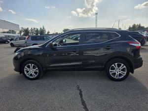 Melns Nissan Qashqai 2014 Marijampole, ar dzinēja tilpumu 1.46 L un nobraukumu 182 tūkst. km par 6700 €, foto 7 vietnē AUTOMOTO.COM.LV
