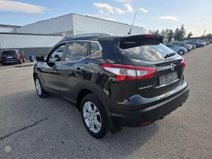 Melns Nissan Qashqai 2014 Marijampole, ar dzinēja tilpumu 1.46 L un nobraukumu 182 tūkst. km par 6700 €, foto 10 vietnē AUTOMOTO.COM.LV