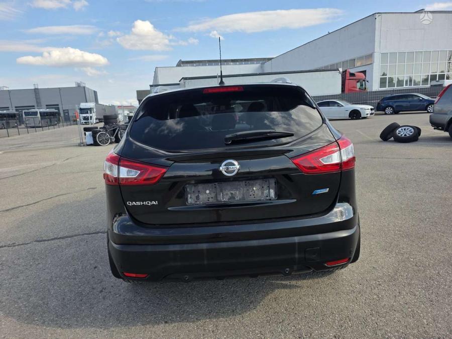 Melns Nissan Qashqai 2014 Marijampole, ar dzinēja tilpumu 1.46 L un nobraukumu 182 tūkst. km par 6700 €, foto 12 vietnē AUTOMOTO.COM.LV