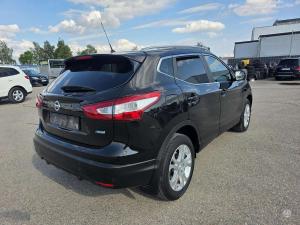 Melns Nissan Qashqai 2014 Marijampole, ar dzinēja tilpumu 1.46 L un nobraukumu 182 tūkst. km par 6700 €, foto 14 vietnē AUTOMOTO.COM.LV