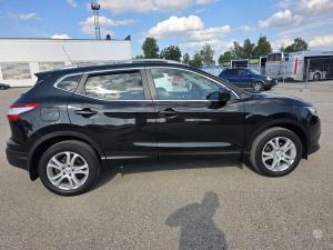 Melns Nissan Qashqai 2014 Marijampole, ar dzinēja tilpumu 1.46 L un nobraukumu 182 tūkst. km par 6700 €, foto 17 vietnē AUTOMOTO.COM.LV