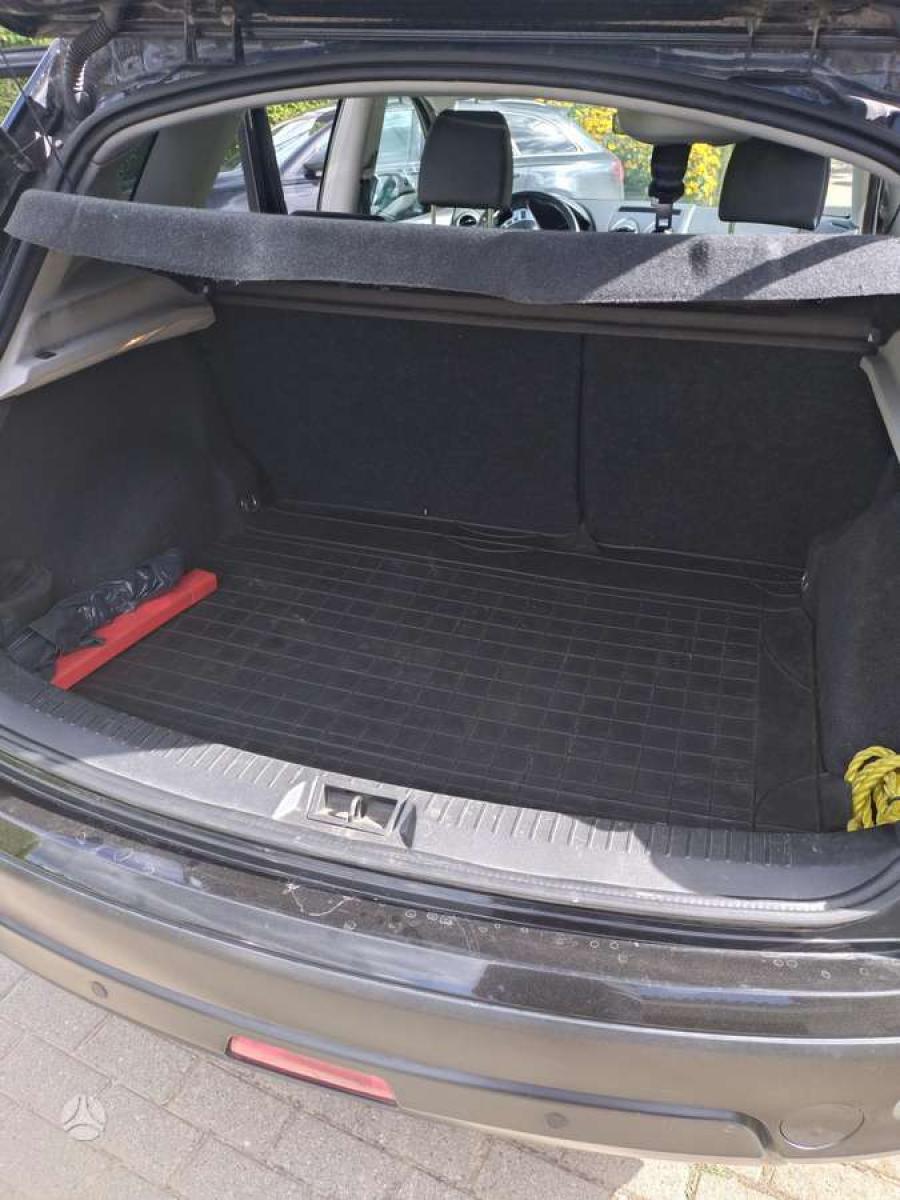 Melns Nissan Qashqai 2014 Viļņa, ar dzinēja tilpumu 1.60 L un nobraukumu 174 tūkst. km par 6200 €, foto 15 vietnē AUTOMOTO.COM.LV