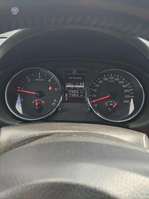 Melns Nissan Qashqai 2014 Viļņa, ar dzinēja tilpumu 1.60 L un nobraukumu 174 tūkst. km par 6200 €, foto 17 vietnē AUTOMOTO.COM.LV