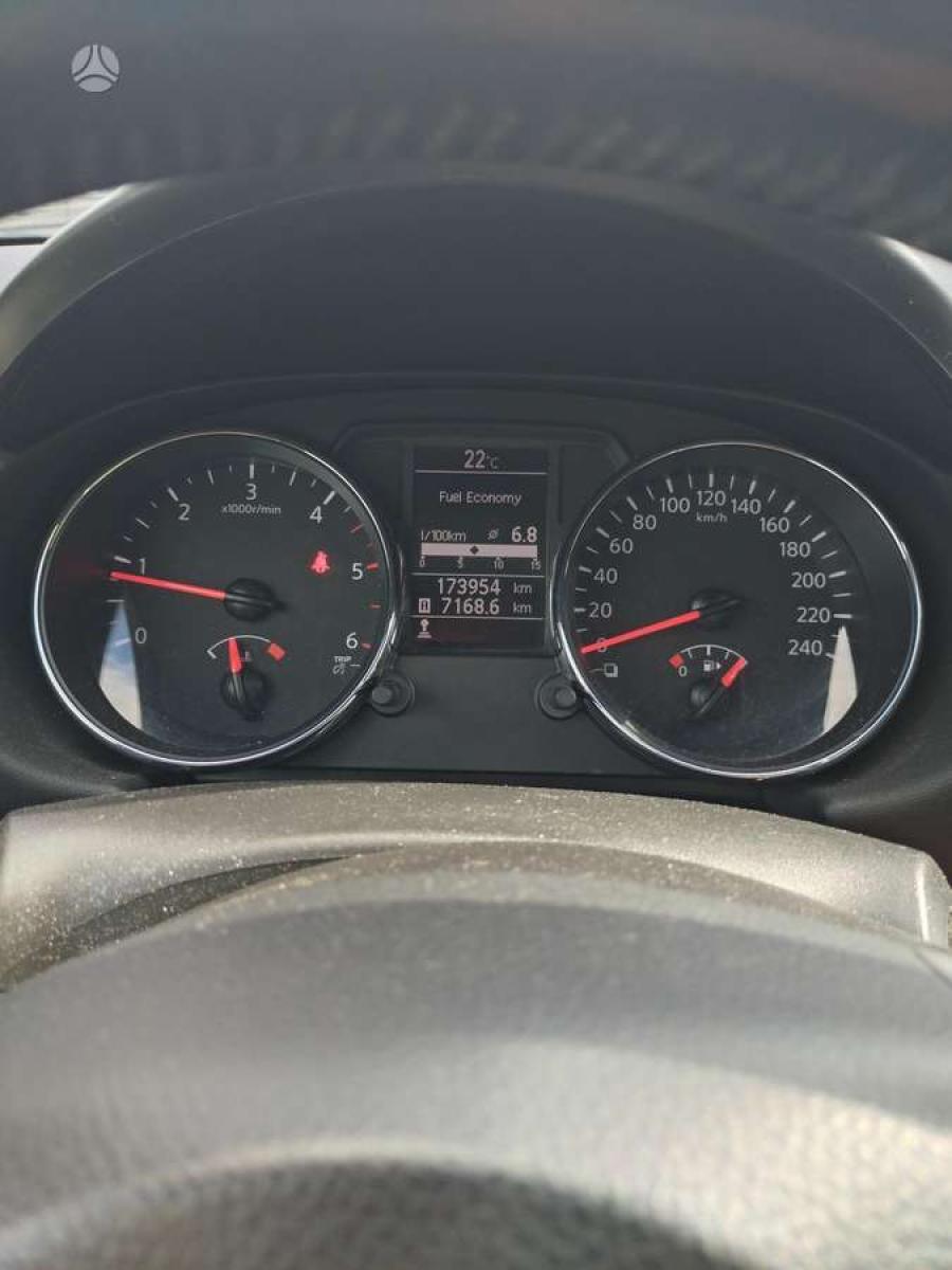 Melns Nissan Qashqai 2014 Viļņa, ar dzinēja tilpumu 1.60 L un nobraukumu 174 tūkst. km par 6200 €, foto 17 vietnē AUTOMOTO.COM.LV