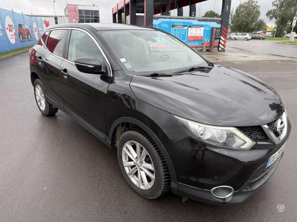 Melns Nissan Qashqai 2014 Tauragė, ar dzinēja tilpumu 1.60 L un nobraukumu 236 tūkst. km par 7000 €, foto 11 vietnē AUTOMOTO.COM.LV