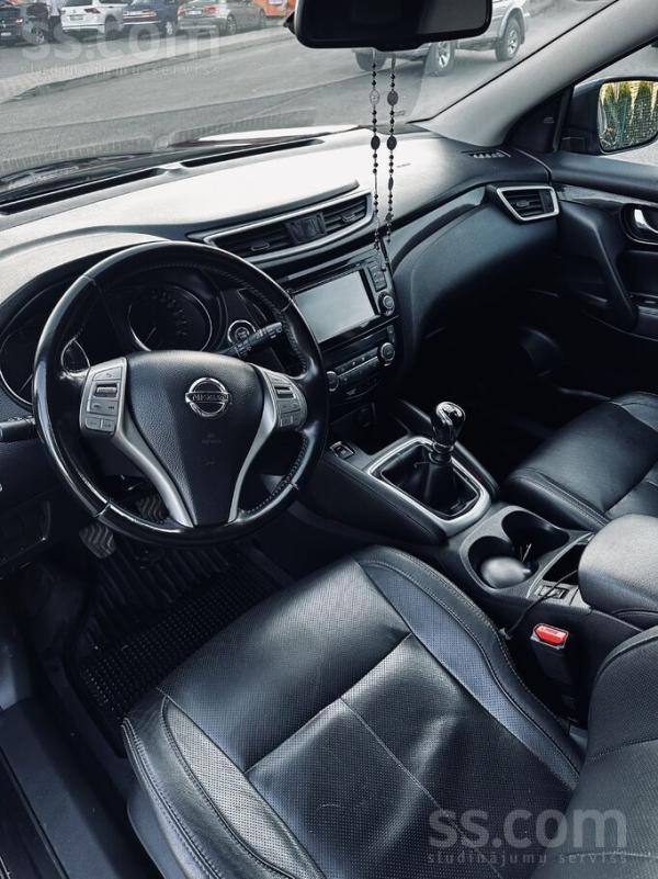 Melns Nissan Qashqai 2014 Liepāja, ar dzinēja tilpumu 1.60 L un nobraukumu 172 tūkst. km par 11200 €, foto 7 vietnē AUTOMOTO.COM.LV