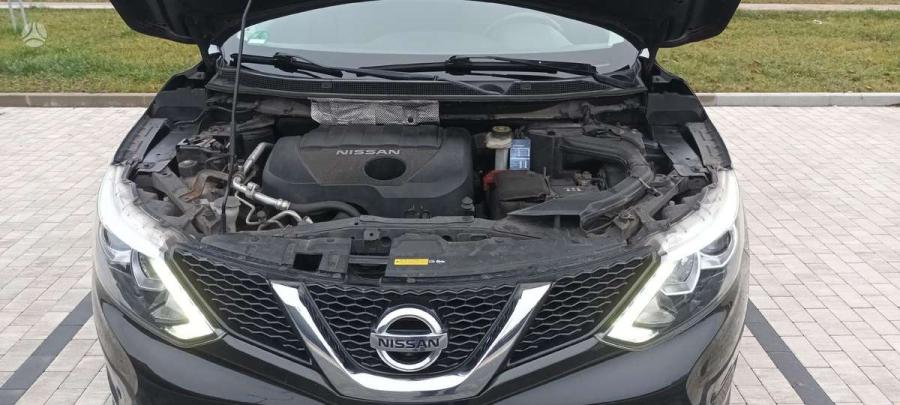 Black Nissan Qashqai 2015 in Siauliai, with an engine capacity of 1.46 L and mileage of 241 thousand km for 8950 €, photo 24 on AUTOMOTO.COM.LV