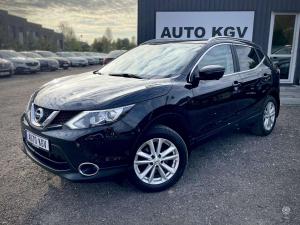 Black Nissan Qashqai 2015 in Vilnius, with an engine capacity of 1.20 L and mileage of 122 thousand km for 10999 €, photo 1 on AUTOMOTO.COM.LV