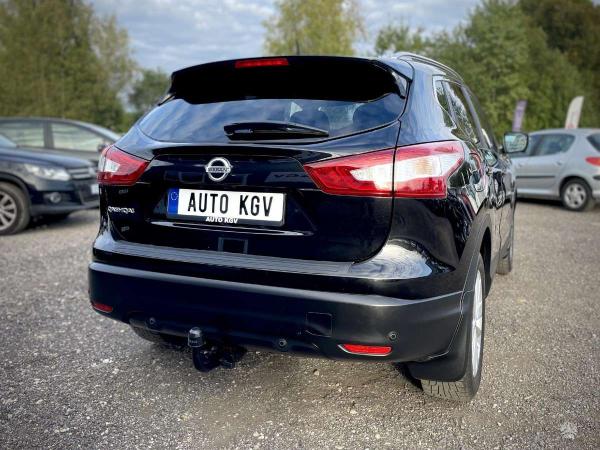Melns Nissan Qashqai 2015 Viļņa, ar dzinēja tilpumu 1.20 L un nobraukumu 122 tūkst. km par 10999 €, foto 5 vietnē AUTOMOTO.COM.LV