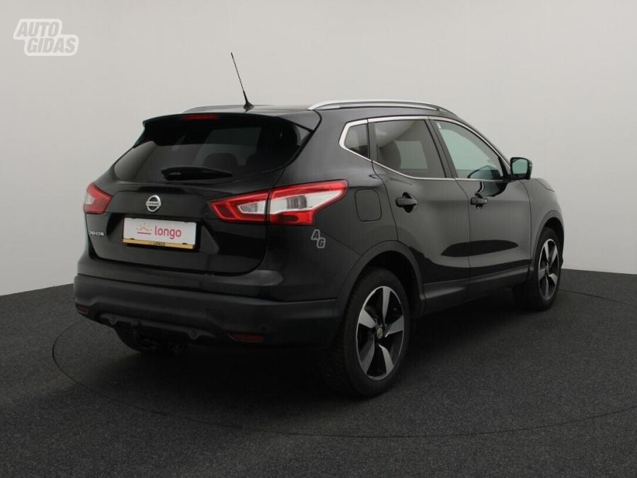 Melns Nissan Qashqai 2015 Viļņa, ar dzinēja tilpumu 1.20 L un nobraukumu 186 tūkst. km par 9099 €, foto 8 vietnē AUTOMOTO.COM.LV