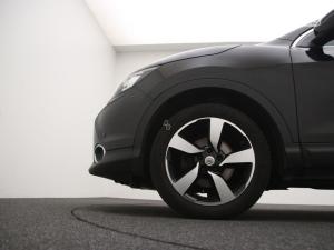 Melns Nissan Qashqai 2015 Viļņa, ar dzinēja tilpumu 1.20 L un nobraukumu 186 tūkst. km par 9099 €, foto 27 vietnē AUTOMOTO.COM.LV