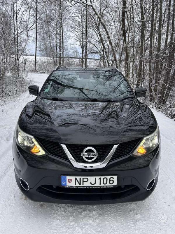 Melns Nissan Qashqai 2015 Alīta, ar dzinēja tilpumu 1.60 L un nobraukumu 153 tūkst. km par 10500 €, foto 5 vietnē AUTOMOTO.COM.LV