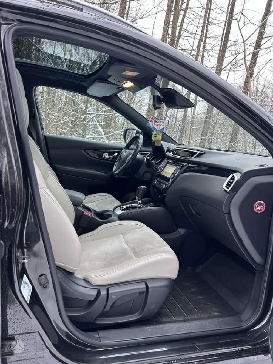 Melns Nissan Qashqai 2015 Alīta, ar dzinēja tilpumu 1.60 L un nobraukumu 153 tūkst. km par 10500 €, foto 11 vietnē AUTOMOTO.COM.LV