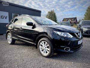 Black Nissan Qashqai 2015 in Vilnius, with an engine capacity of 1.20 L and mileage of 122 thousand km for 10999 €, photo 7 on AUTOMOTO.COM.LV