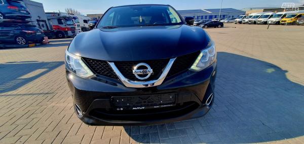 Melns Nissan Qashqai 2015 Tauragė, ar dzinēja tilpumu 1.50 L un nobraukumu 230 tūkst. km par 8950 €, foto 4 vietnē AUTOMOTO.COM.LV