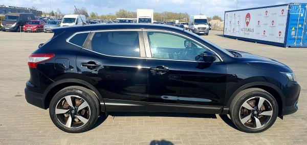 Melns Nissan Qashqai 2015 Tauragė, ar dzinēja tilpumu 1.50 L un nobraukumu 230 tūkst. km par 8950 €, foto 7 vietnē AUTOMOTO.COM.LV