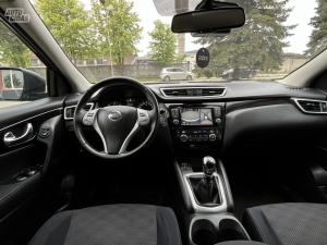 Melns Nissan Qashqai 2015 Šauļi, ar dzinēja tilpumu 1.50 L un nobraukumu 230 tūkst. km par 8950 €, foto 3 vietnē AUTOMOTO.COM.LV