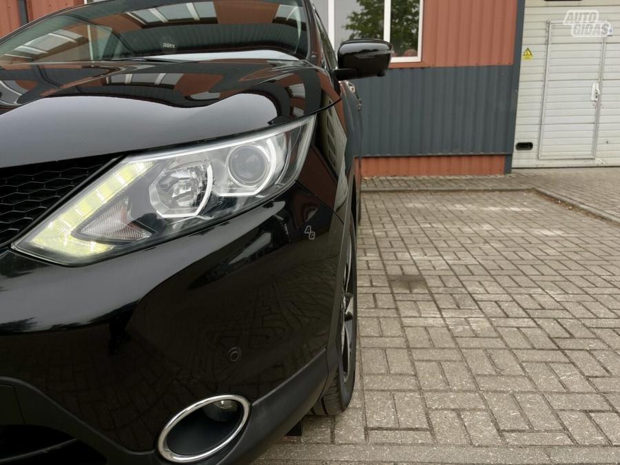 Melns Nissan Qashqai 2015 Šauļi, ar dzinēja tilpumu 1.50 L un nobraukumu 230 tūkst. km par 8950 €, foto 11 vietnē AUTOMOTO.COM.LV