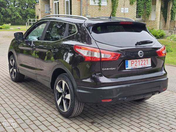 Melns Nissan Qashqai 2015 Ariogala, ar dzinēja tilpumu 1.20 L un nobraukumu 193 tūkst. km par 7000 €, foto 2 vietnē AUTOMOTO.COM.LV