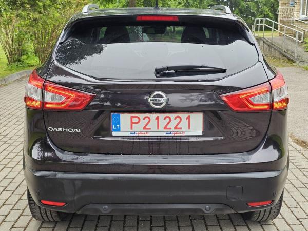 Melns Nissan Qashqai 2015 Ariogala, ar dzinēja tilpumu 1.20 L un nobraukumu 193 tūkst. km par 7000 €, foto 3 vietnē AUTOMOTO.COM.LV
